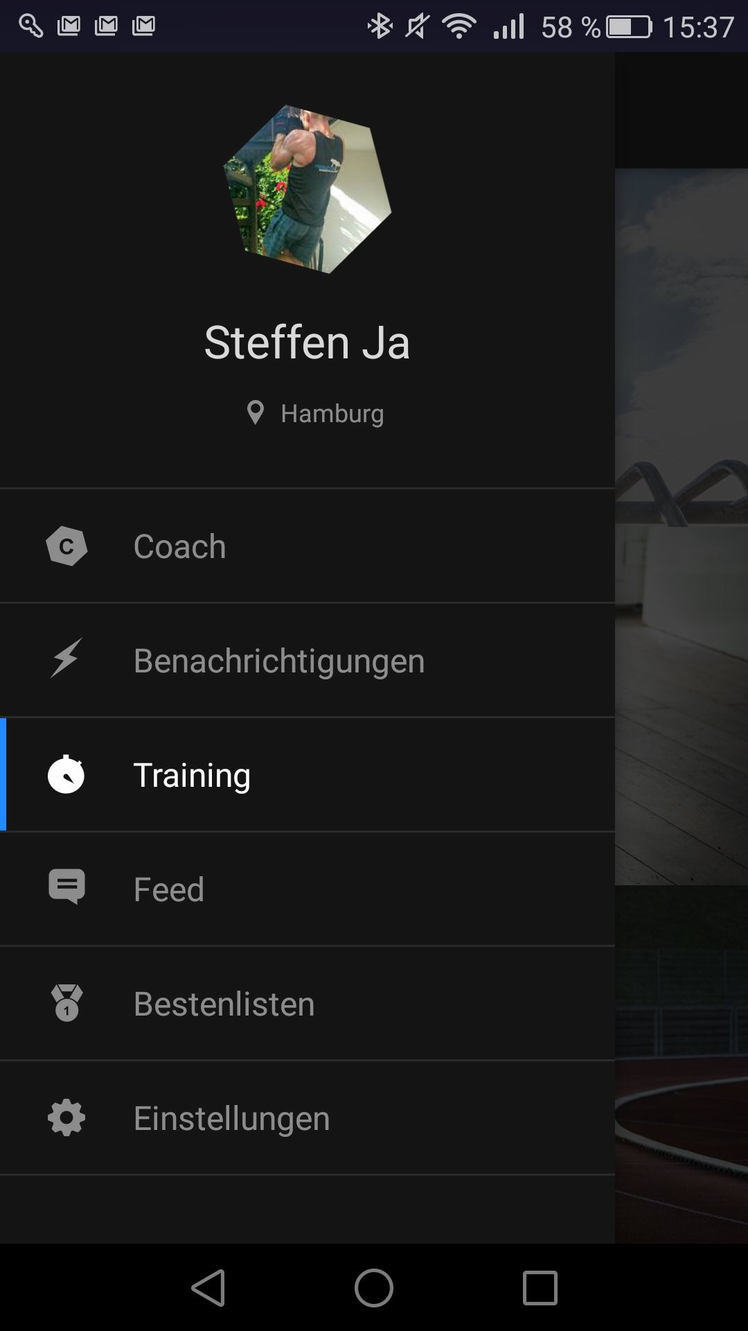 RUNTASTIC RESULTS im Vergleich mit FREELETICS - fitness-factory.net