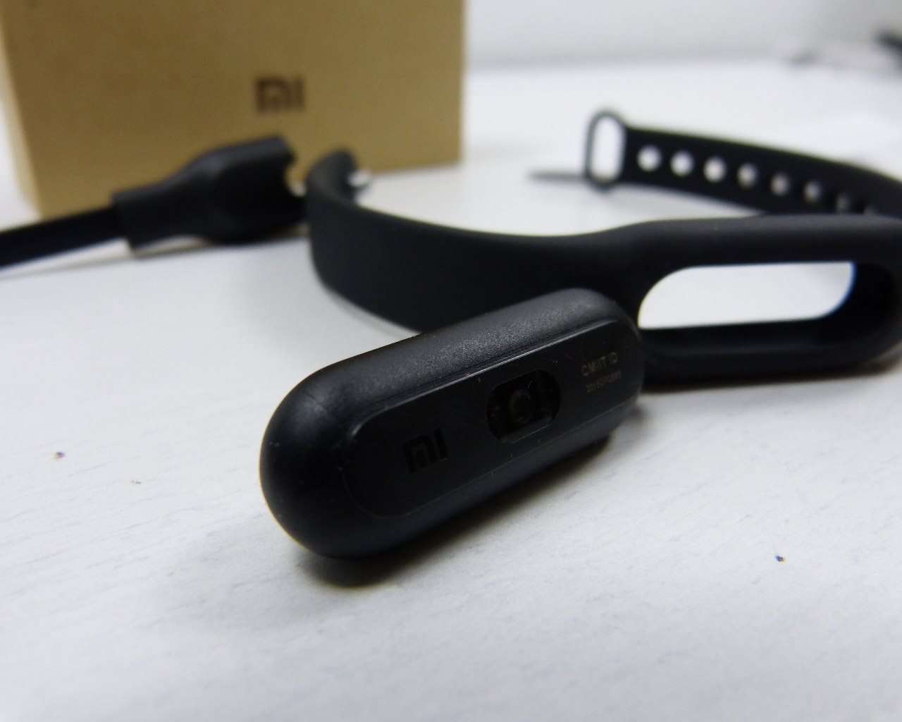 Unboxing: Xiaomi Mi Band 1S - fitness-factory.net