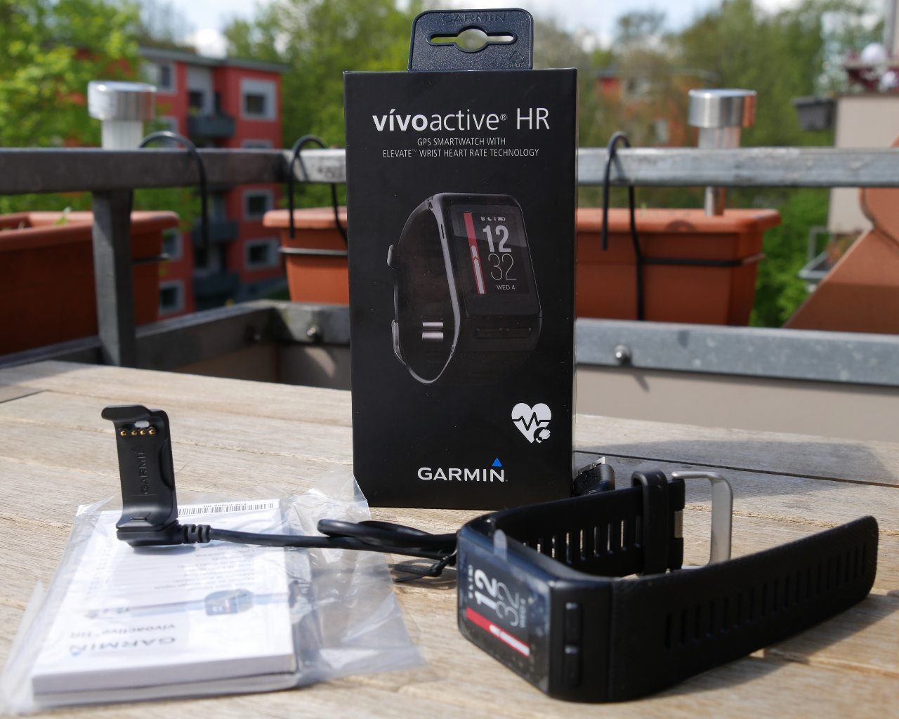 Unboxing: Garmin Vivoactive HR - fitness-factory.net