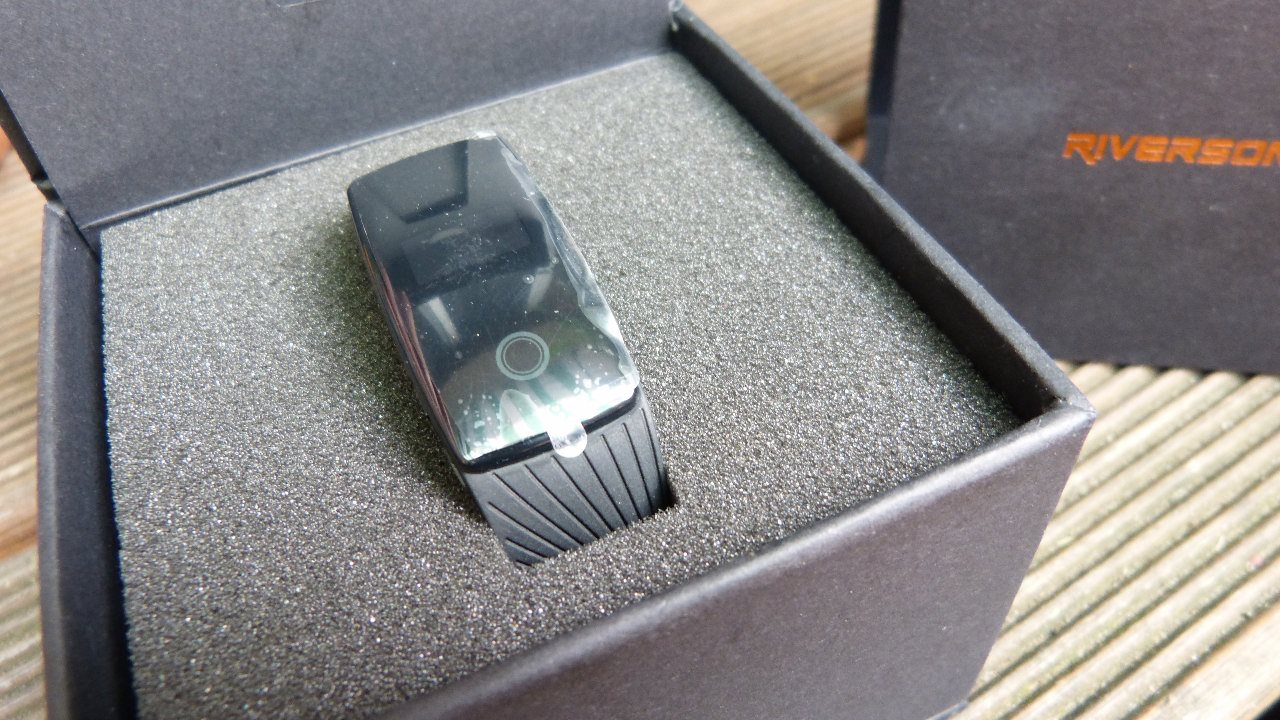 Unboxing: RIVERSONG® WAVE HR - fitness-factory.net