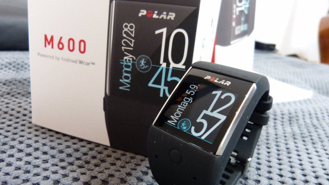 Unboxing: Polar M600 - Android Wear™ Smartwatch - fitness-factory.net