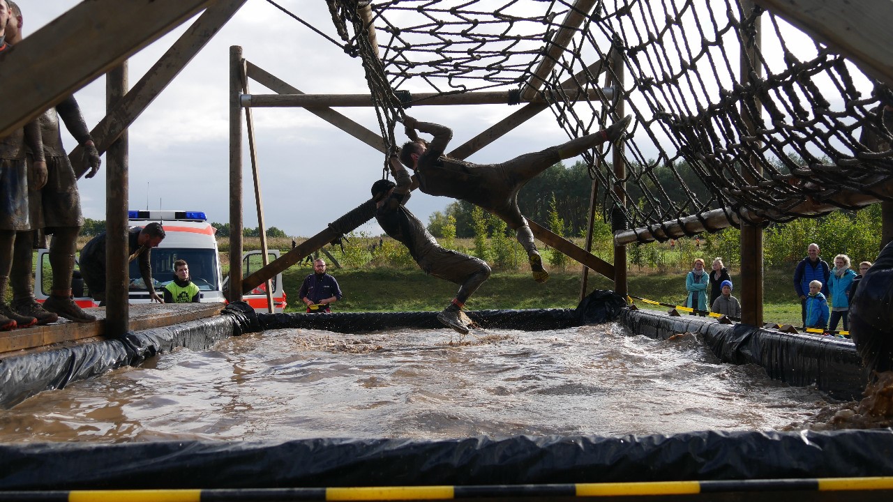 Mud Masters Hamburg am 16. September 2017 - fitness-factory.net