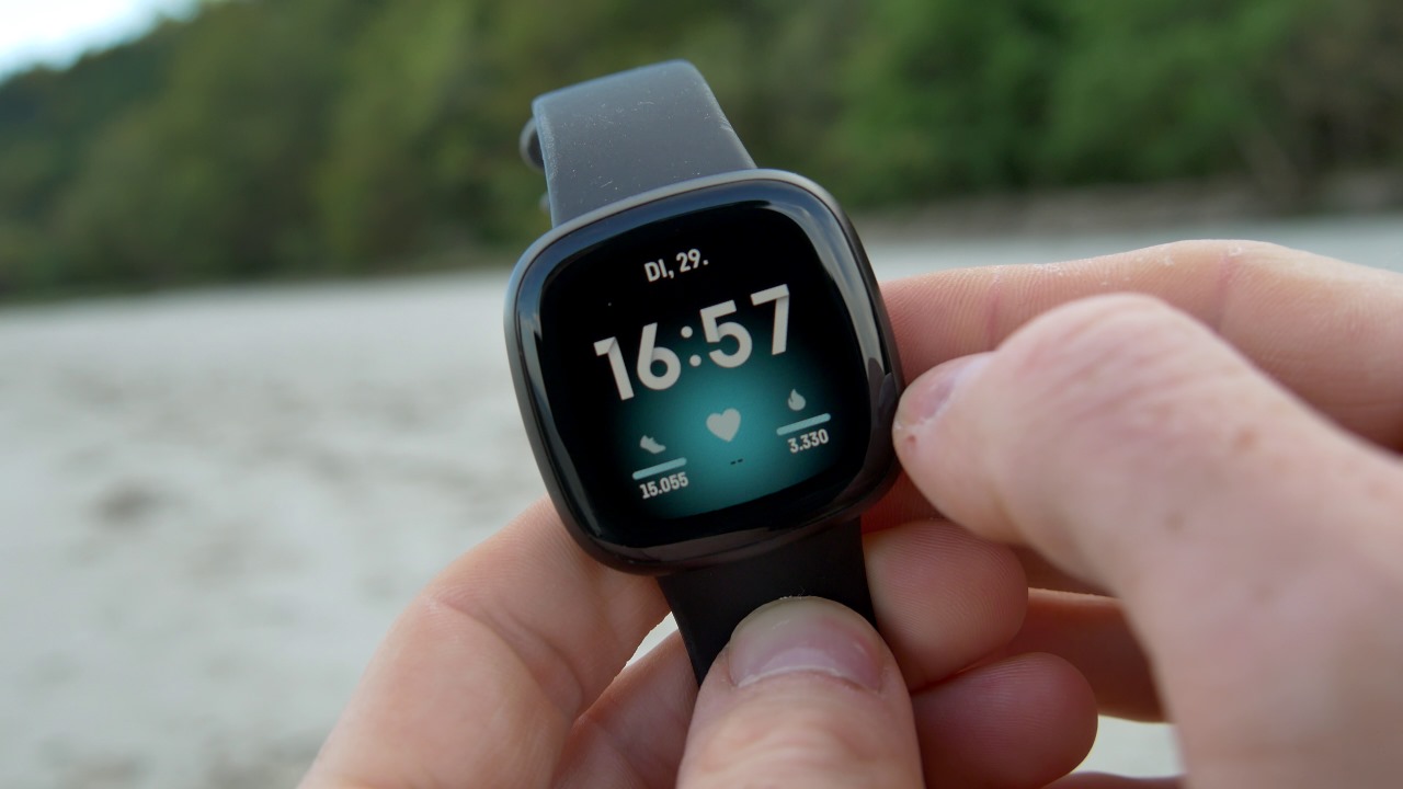 Fitbit Versa 3 Testbericht